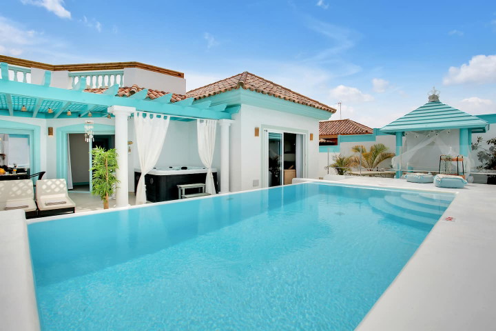 Orangelight Villa Jacuzzi&private Heated Pool - Corralejo
