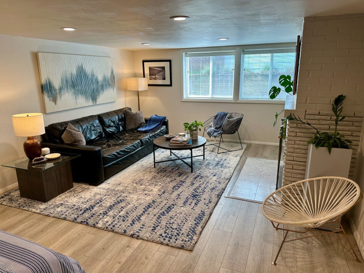Stylish And Spacious Ne Portland Retreat - Portland, OR