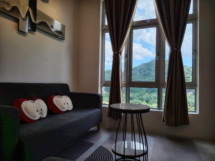 King Bed | Mt. View | 100mbps Wifi |Geo Suite Ipoh - Ipoh