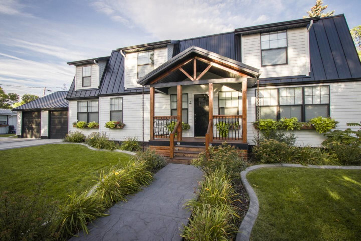 Award Winning Luxury Great Falls Retreat | Hot Tub - Great Falls, MT
