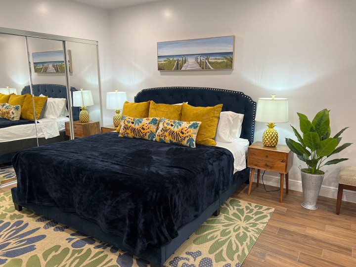 Sundy Studio 1 Luxury Apt. Close To Beach - Delray Beach, FL