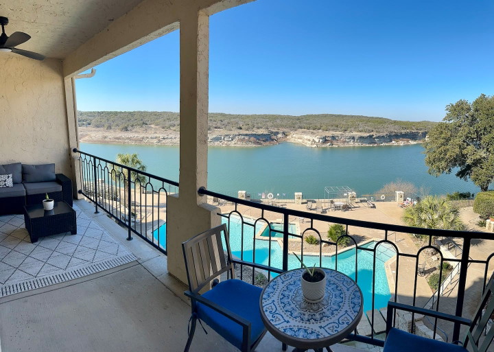 Bella Vista At Island On Lake Travis - Lago Vista, TX