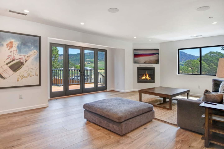 The Burndale Barn Wine Country Vacation Home - Sonoma, CA