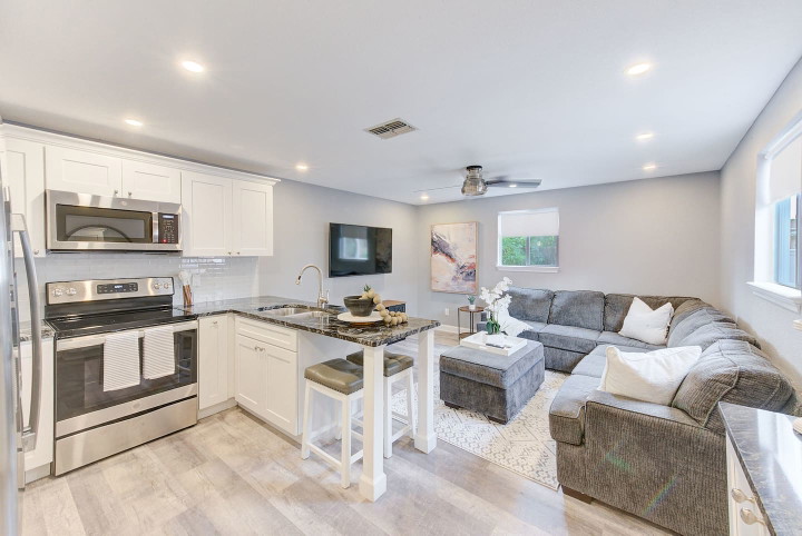 Private Guest House In The Heart Of Tampa - Tampa, FL
