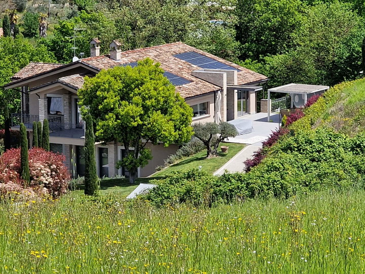 Appartement Dans Une Villa + Jardin + Parking - Frosinone