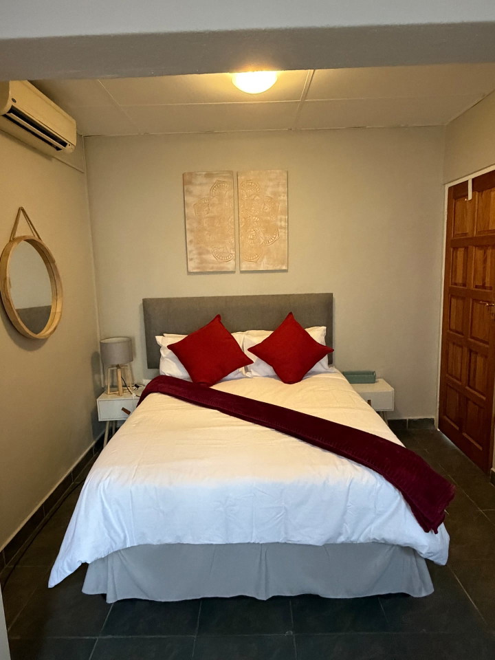 2 Bedroom Flatlet - Tlhabane