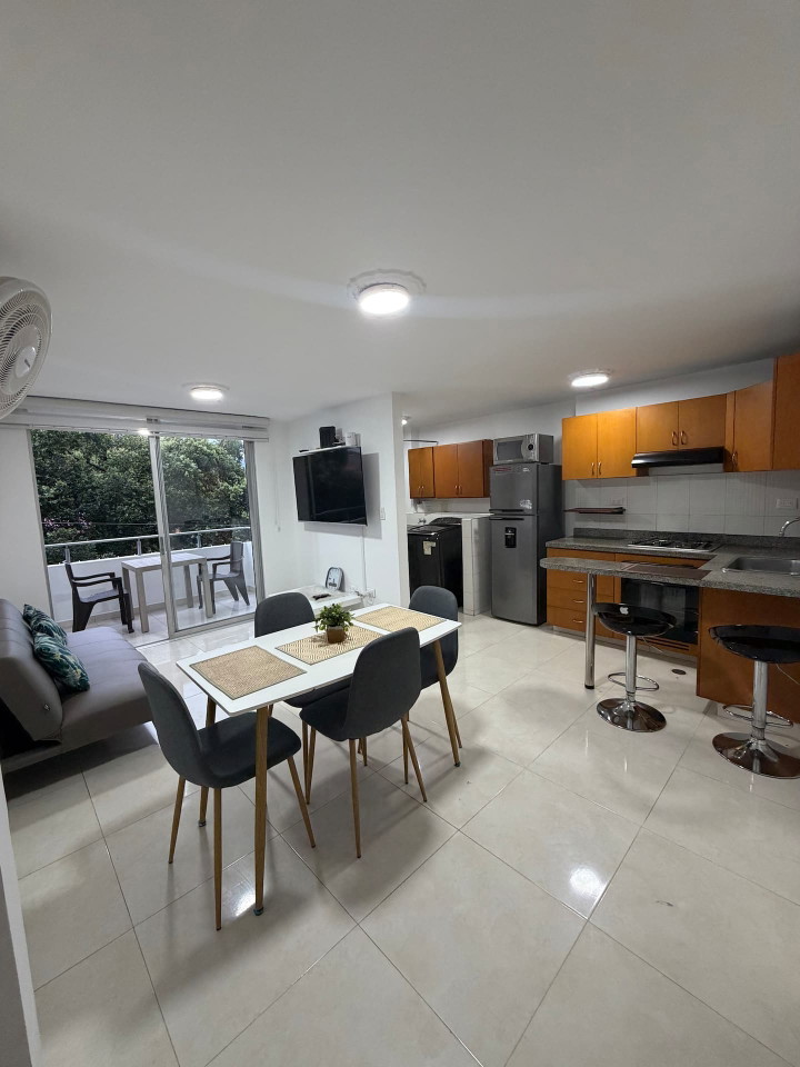 Moderno Apto Con Balcón En Cúcuta - Colombia