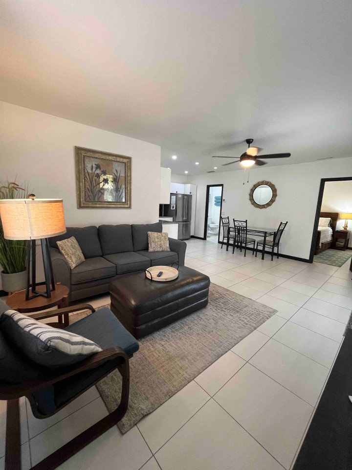 Modern Pet-friendly Suite Near Beach - Florida
