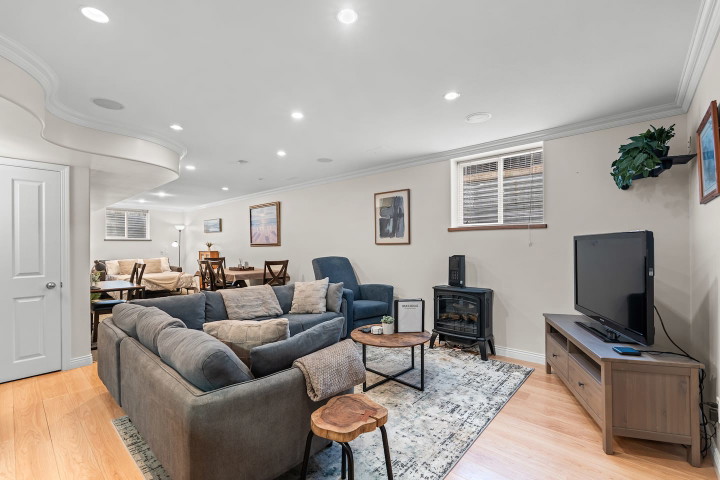 Private Suite In Surrey, Canada - Surrey