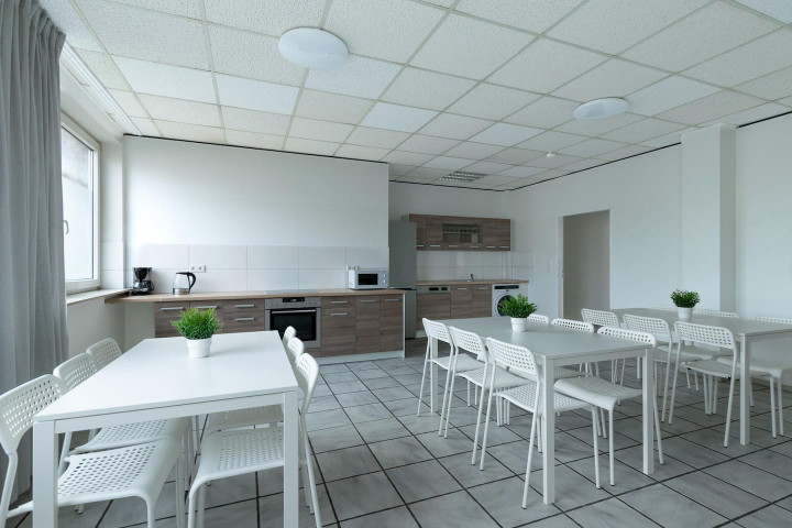 T&k Apartments-neuss-4 Room Apartment-1st Floor/apt2 - Düsseldorf