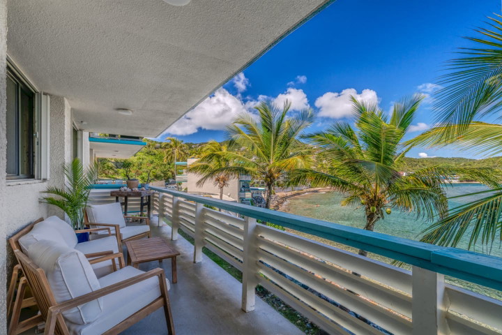 Almost Heaven Waterfront Condo In St. Thomas - Saint Thomas