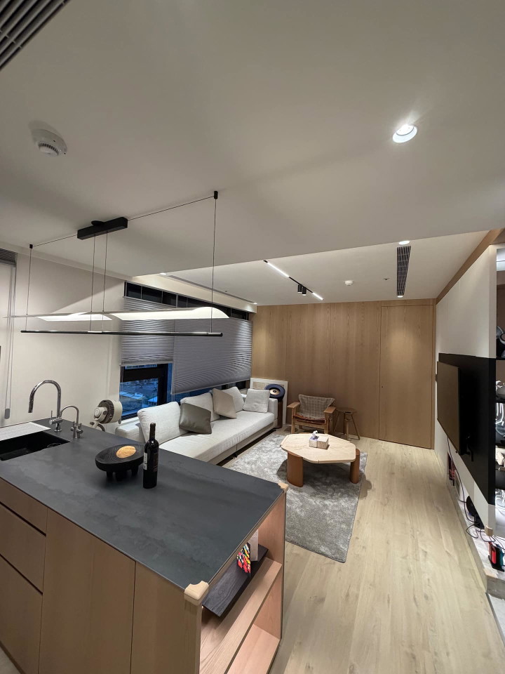 Brand New High-end Three-bedroom | Better Than A Five-star Hotel | Direct Access To Downtown | Family And Business First Choice | Elevator + Exclusive Parking - 臺北