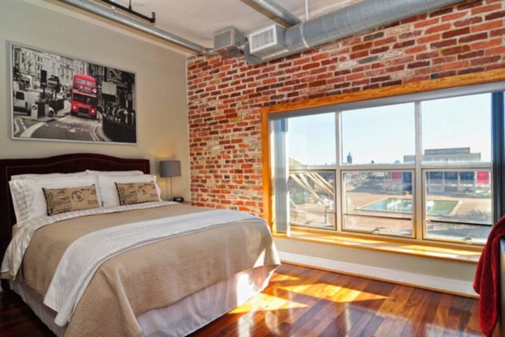 Rustic Downtown Living - 1br/1.5ba - Norfolk, VA