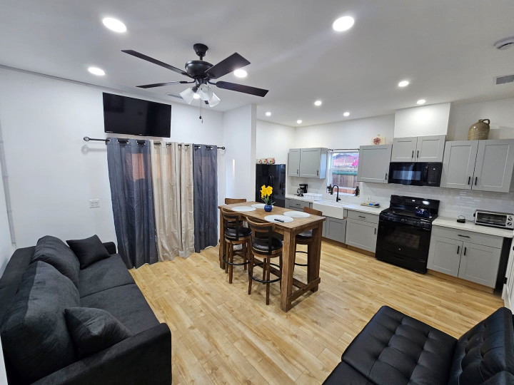New Guesthouse / Great Location - 