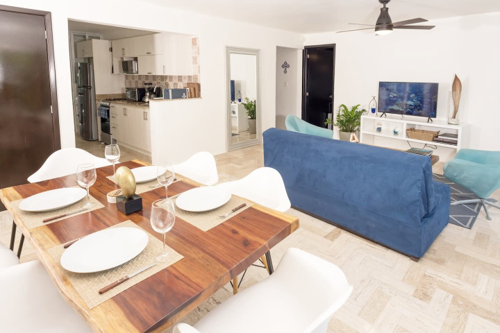 2 Bedroom Apartment, Alberca, 5 Min Beach! Central - Cancún