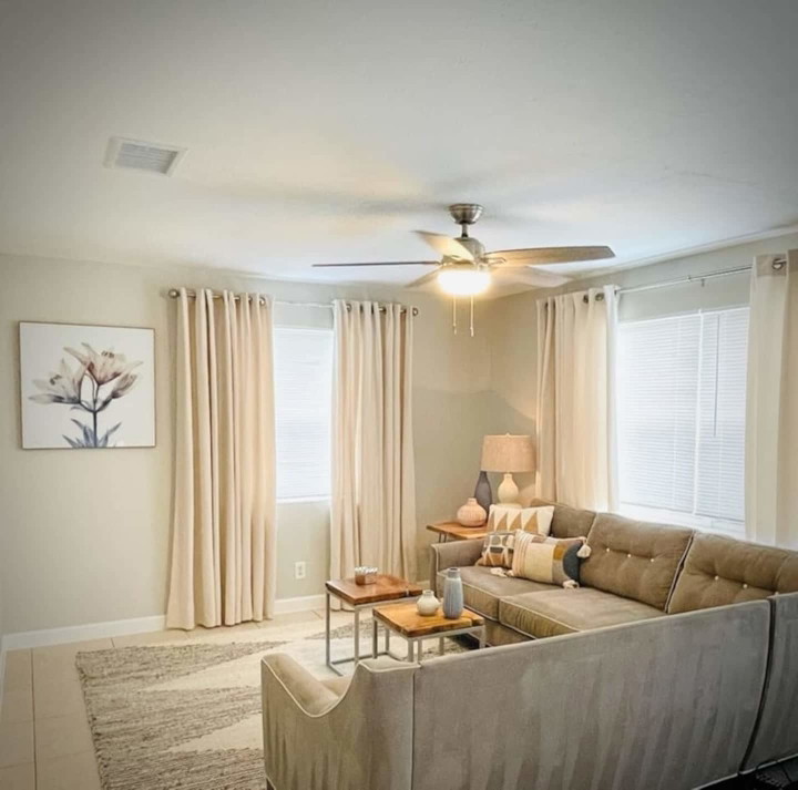 Downtown Retreat · 2br, King Beds & Yard - Fort Lauderdale