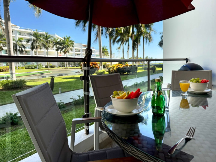 Loft With Ocean And Pool Views - Nuevo Vallarta