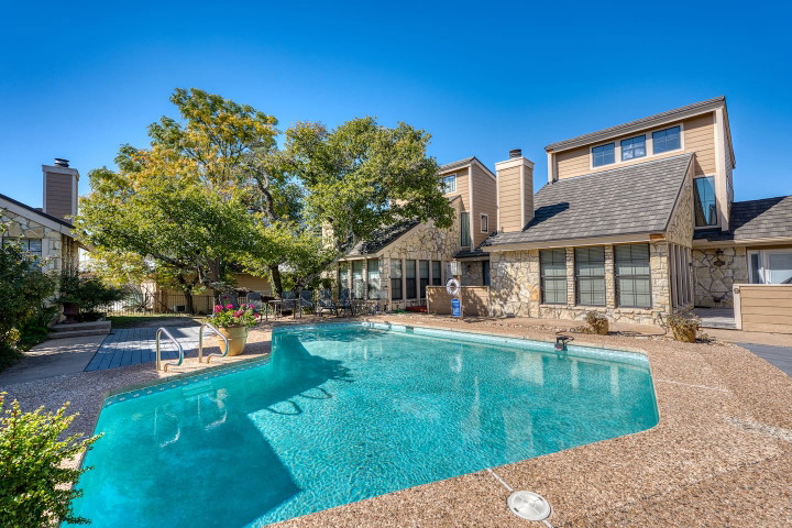 Steps To Horseshoe Bay Resort 3br Townhome+pool - Horseshoe Bay, TX