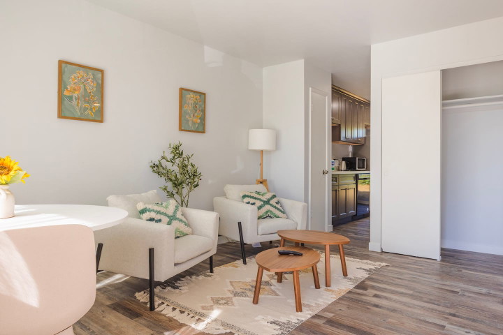 Cozy 1bedroom 1bath Renton Apt - Renton, WA