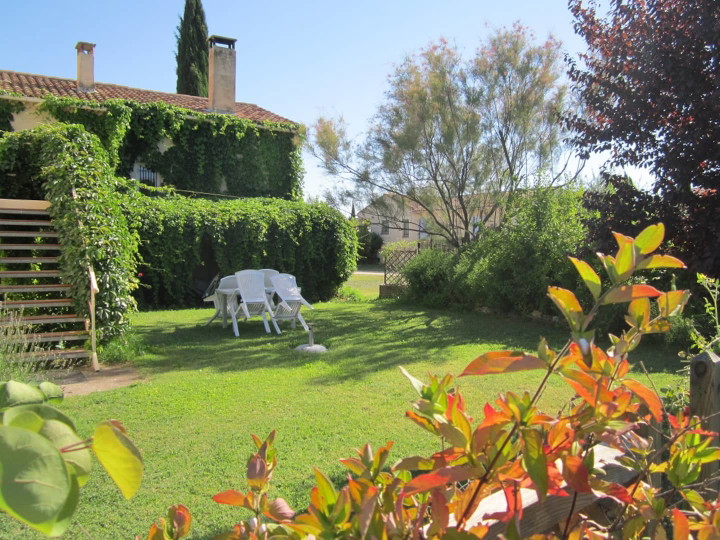Luberon Gîte 2/3 Pers. Jardin Privatif Et Parking - Pertuis