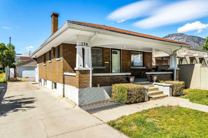 Downtown Provo 2br 5 Beds Sleeps 6 Family-friendly - Provo, UT