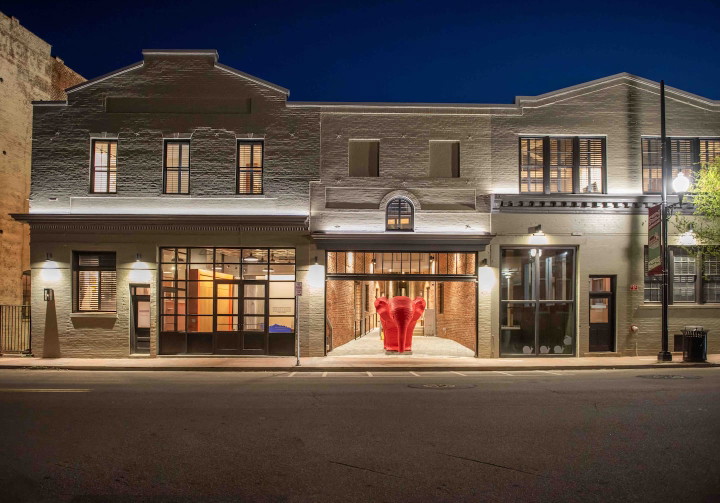 Central To Downtown! Courtyard Views - Danville, VA