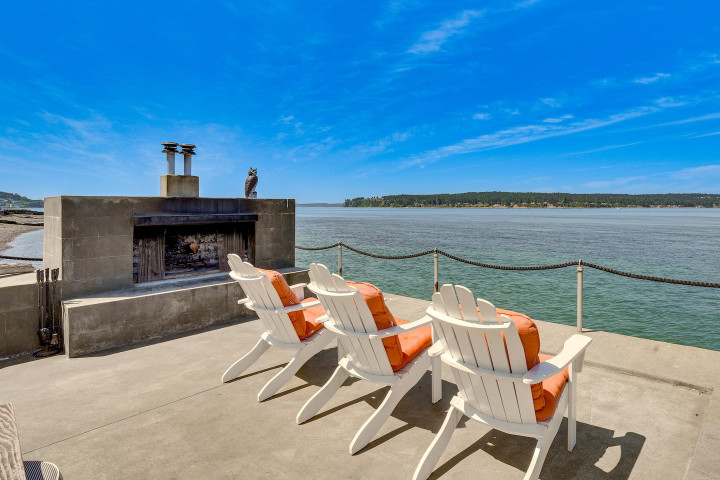 Waterfront Cabin W/ Stunning Sound Views - Tacoma, WA