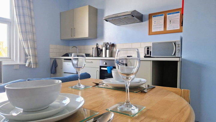 Quiet One Bedroom Seafront Apartment - Beachside 2 - イーストボーン