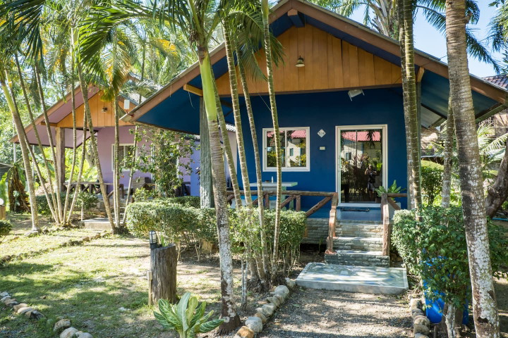 Garden Bungalow Near The Beach - Ko Chang