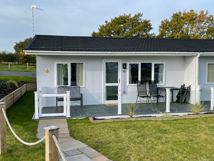 Gemütliche 2-schlafzimmer-lodge Mit Pool Vor Ort - Nordsee