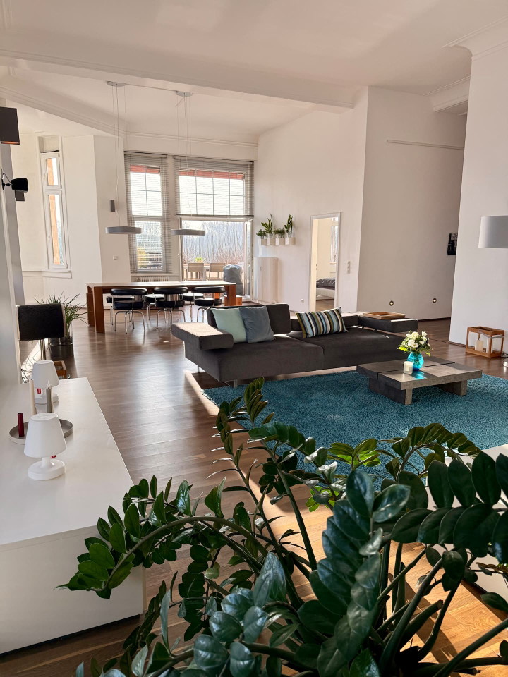 Spacious Loft With Balcony On The Rhine - Wiesbaden