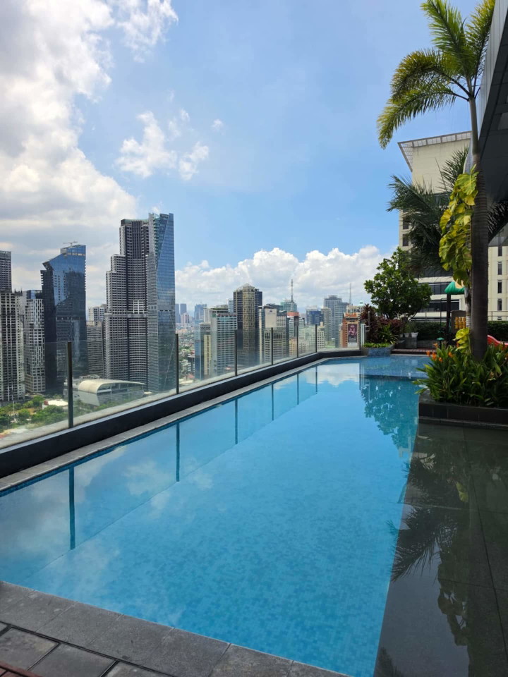 Spacious 2br Makati Salcedo*fiber Wifi*freeparking - Manila