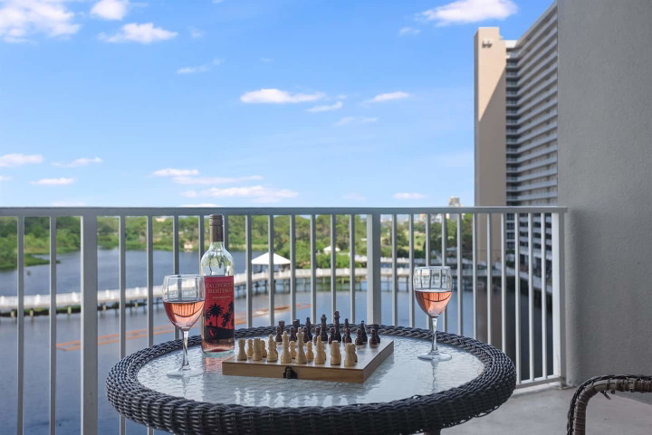 Laketown Wharf, Pool, Lake View, King Beds, Stunni - Panama City Beach, FL