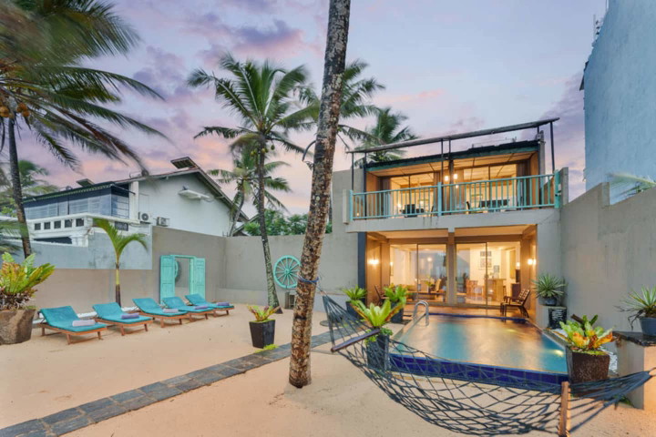 Hikks Villa-3 Room Beachfront Private Villa & Pool - Hikkaduwa