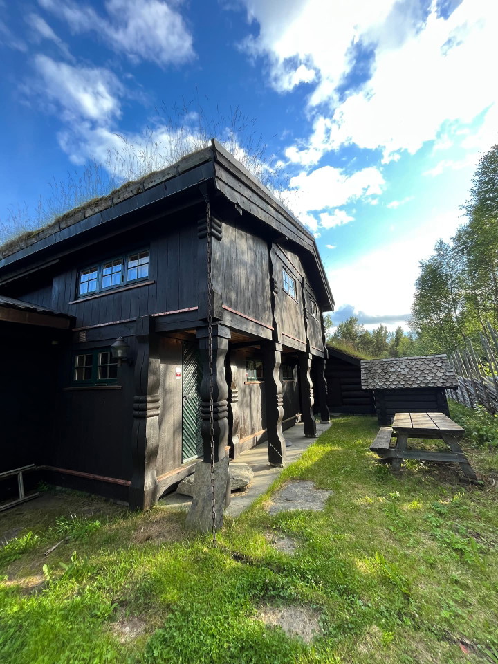Accommodation In A Great Village Yard - Norway
