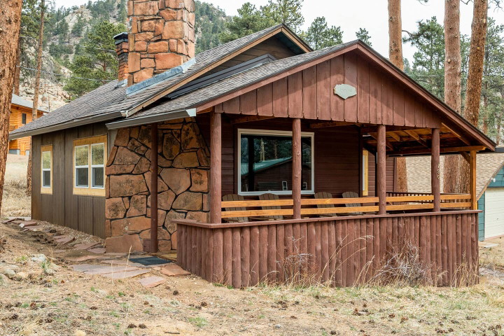 Historic Forested Cabin With Great Mountain Views - Estes Park, CO