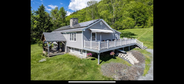 Nice Rural 4 Bedroom Home - Castleton, VT