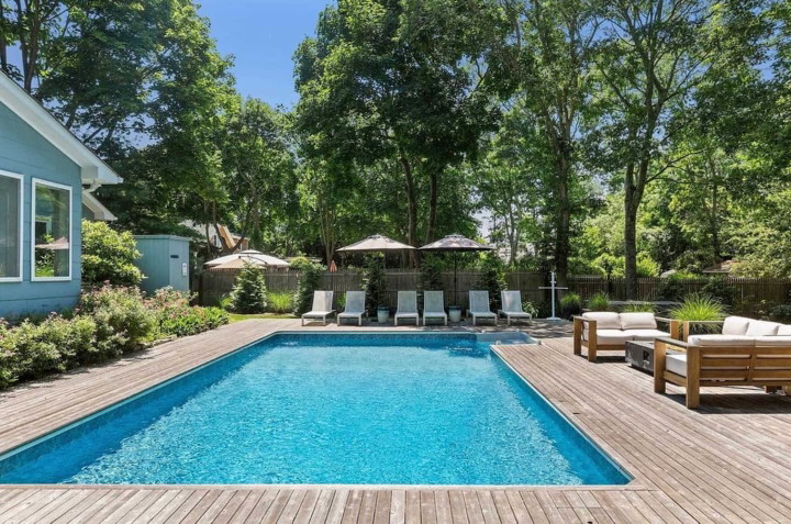 Luxe Westhampton Beach Home W/ Pool & Hot Tub - Westhampton Beach, NY
