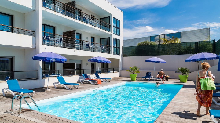 Nice Studio With Free Wi-fi, Near The Center - La Rochelle