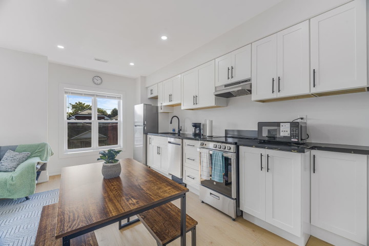 Bright 1br Suite · Sleeps 4 · Central Hamilton - Ontário