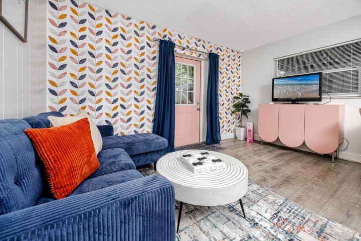 8min To Beach By Car/king Bed/fenced Yard/prking - Clearwater, FL