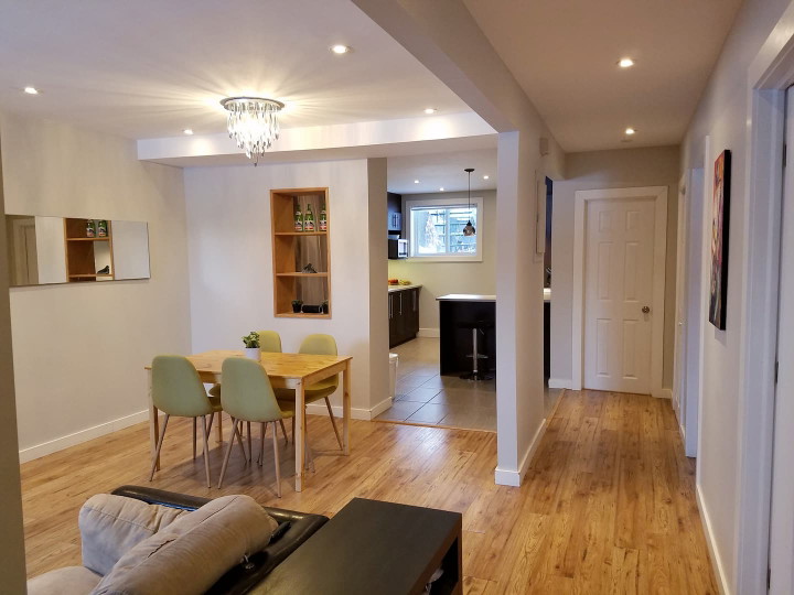 Spacious One Bedroom Appartment With Free Parking! - Brossard