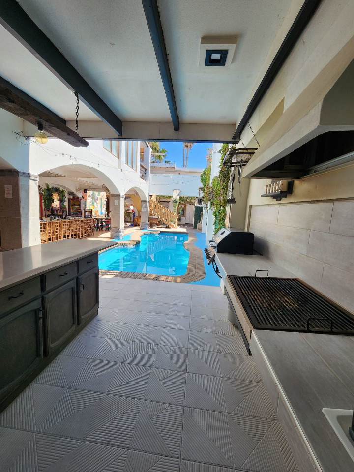 'Villa Ambar' Villa With Pool, For 20 Guests - Baja California