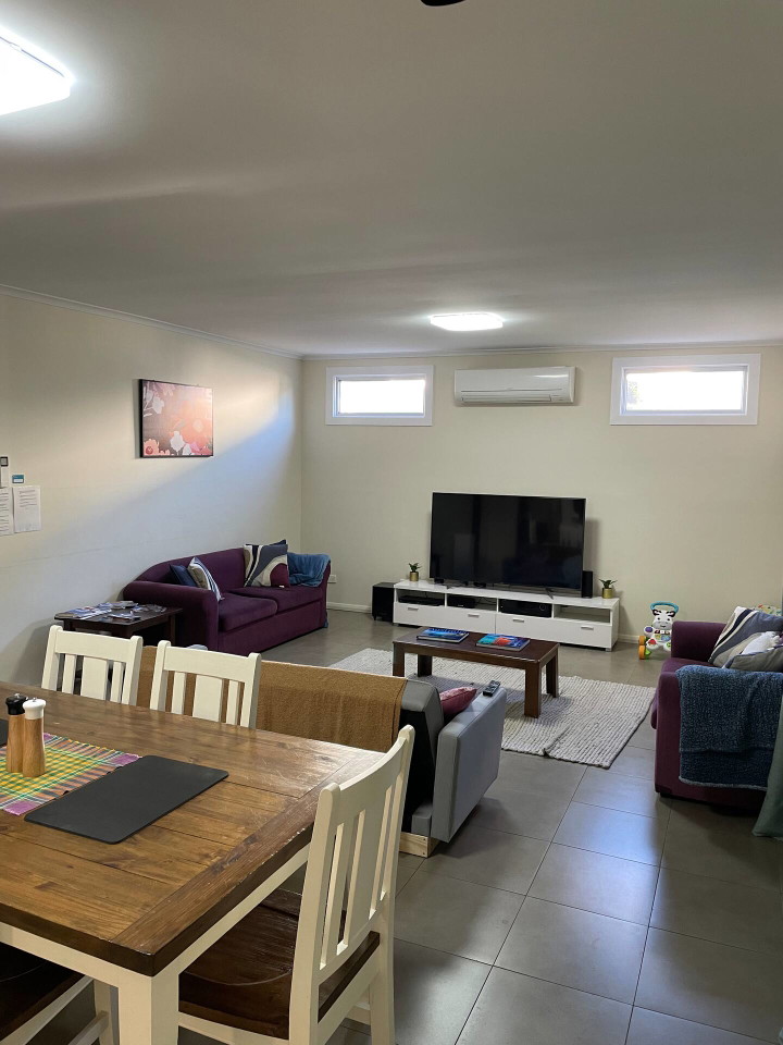 Jennwai Is A Beautiful 4 Bedroom, 2 Bathroom House - Australia
