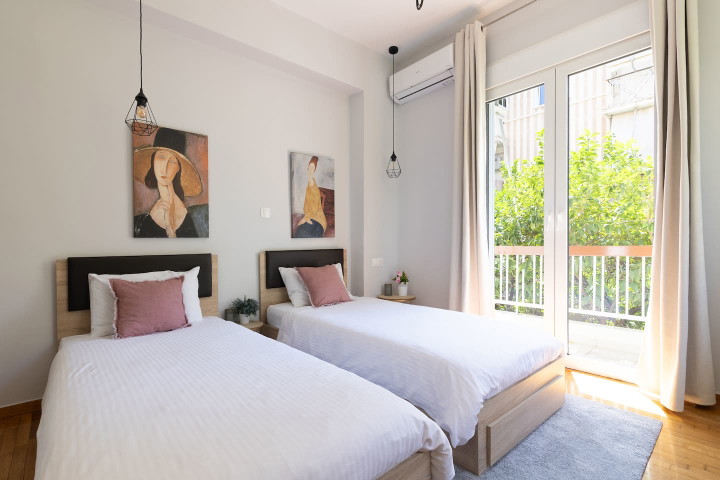 Family Apt With Large Balcony Near Acropolis - Athens