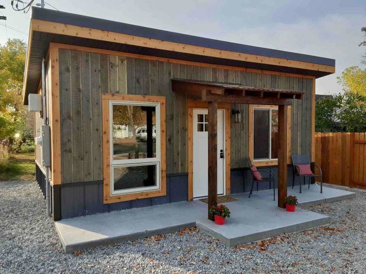 T H E S H E D:
New Studio In Downtown Cody! - Cody, WY