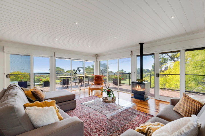 High On The Hill - Stay 3 Pay 2 Special Offer! - Melbourne