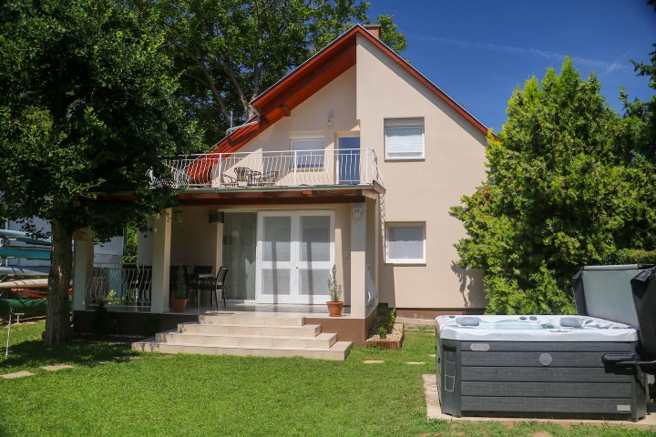 Sólyomfészek Guesthouse Nagymaros - Zebegény