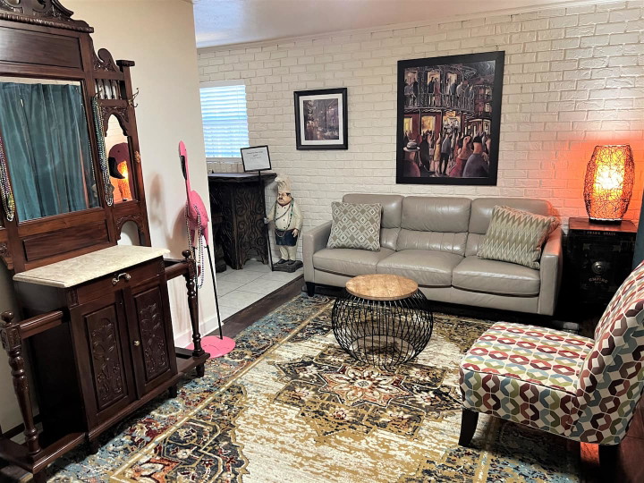 Super Comfortable Downtown Flat Minutes To Lsu - Baton Rouge, LA
