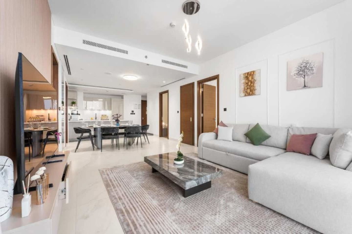 Deluxe 3br + Maid Near Downtown | 10 Guests - United Arab Emirates
